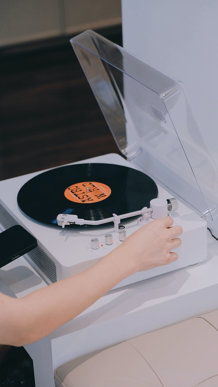 Which Portable Turntables Are Best For Vinyl Enthusiasts – PrintYourVinyl