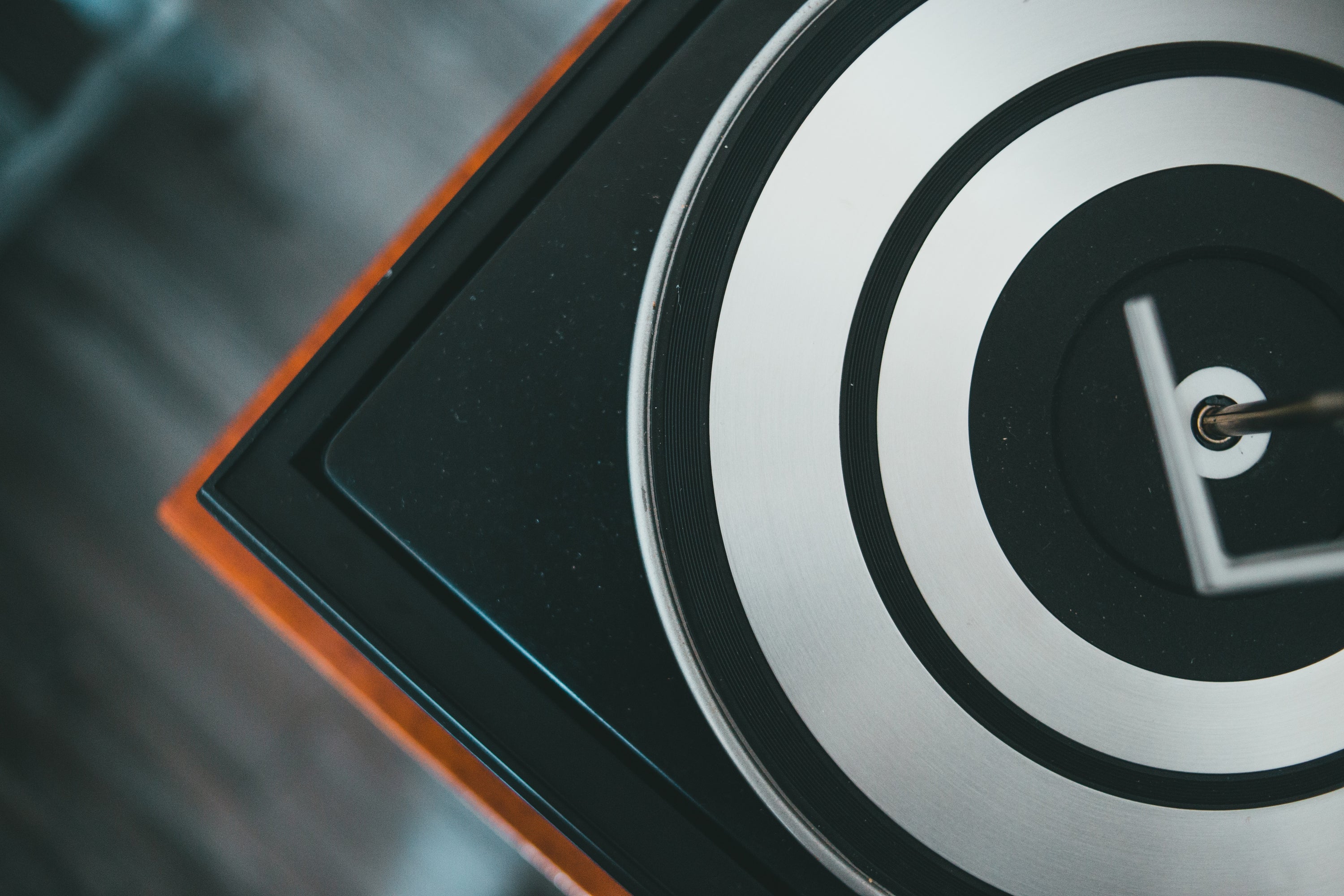 Exploring Different Types of Turntable Mats: Cork, Acrylic, and Felt ...