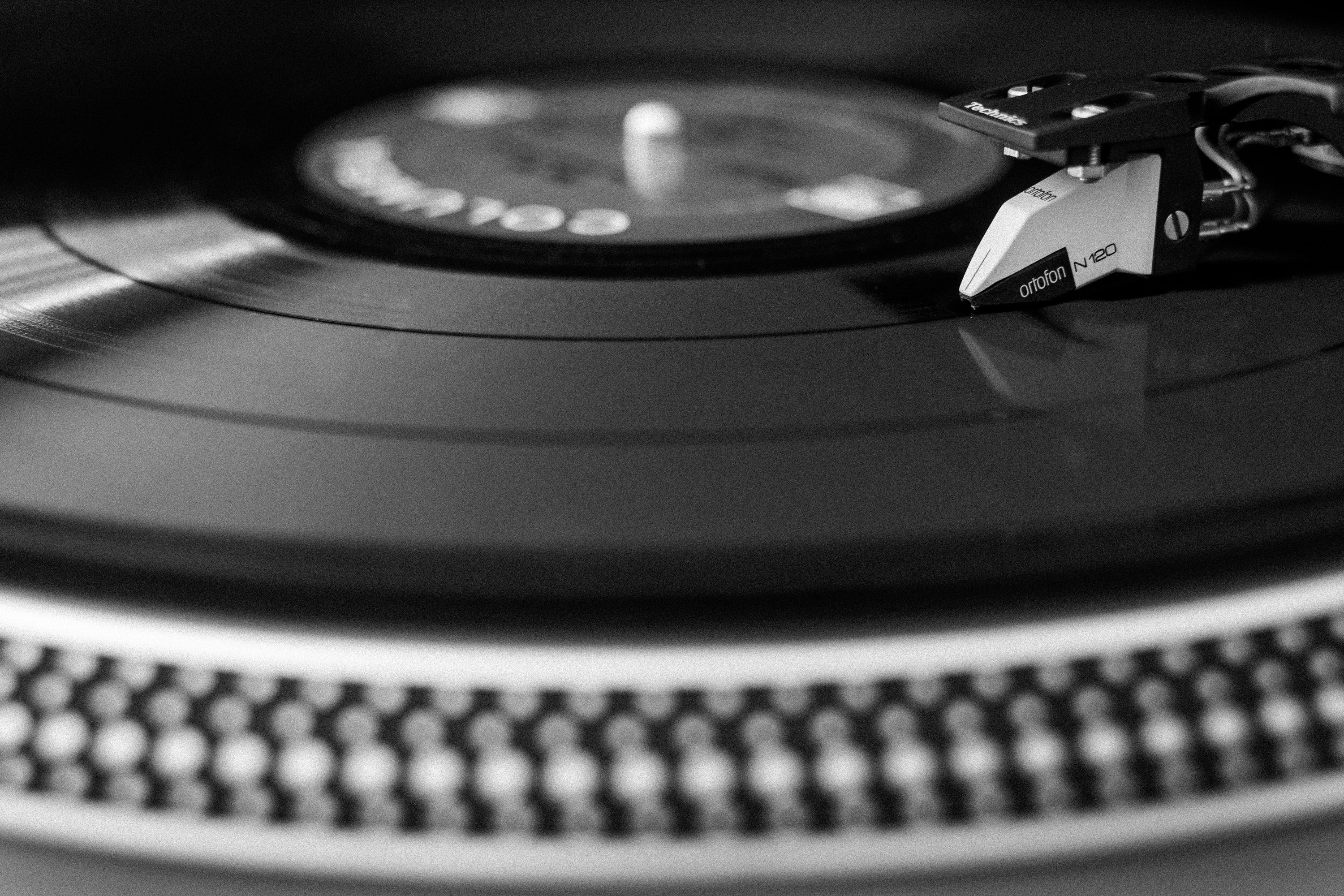 What Are The Crucial Steps to Repair Common Issues with Your Turntable ...